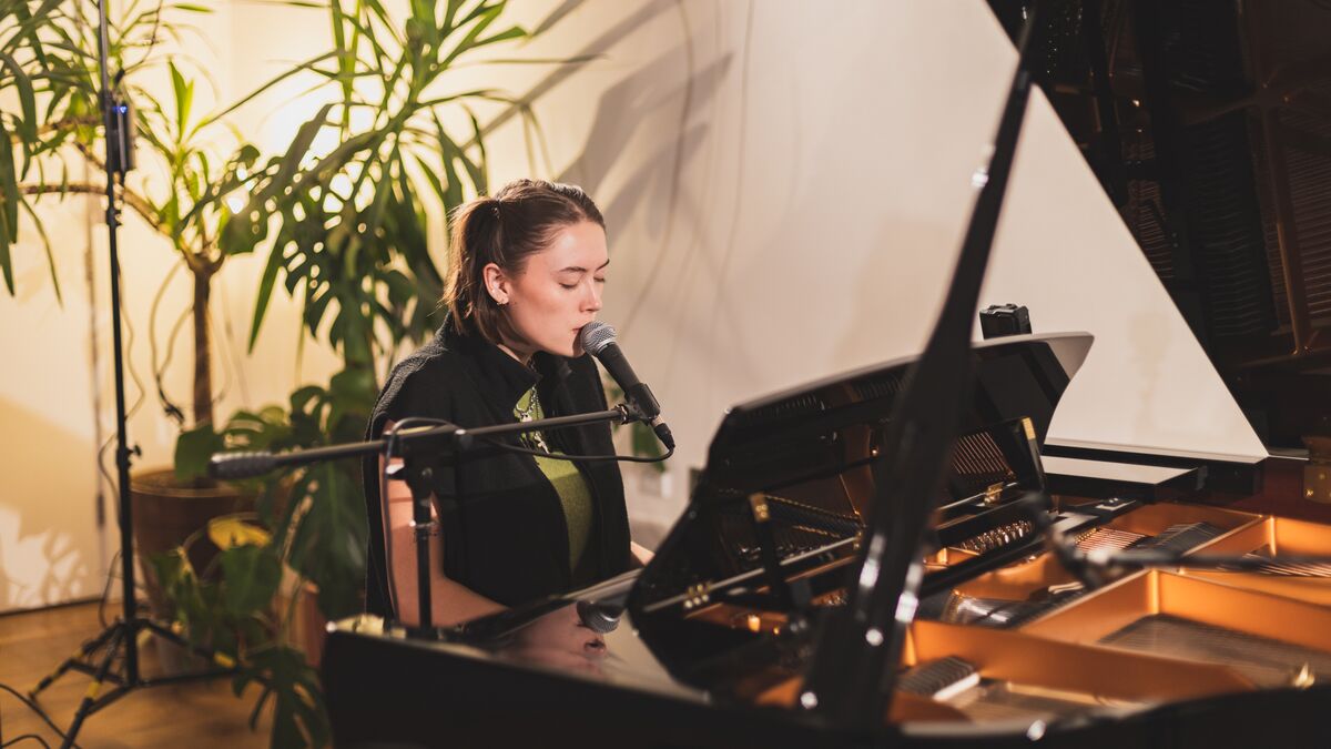5 Artists to Watch in 2025 - Live Music, Concerts & Music Events ...